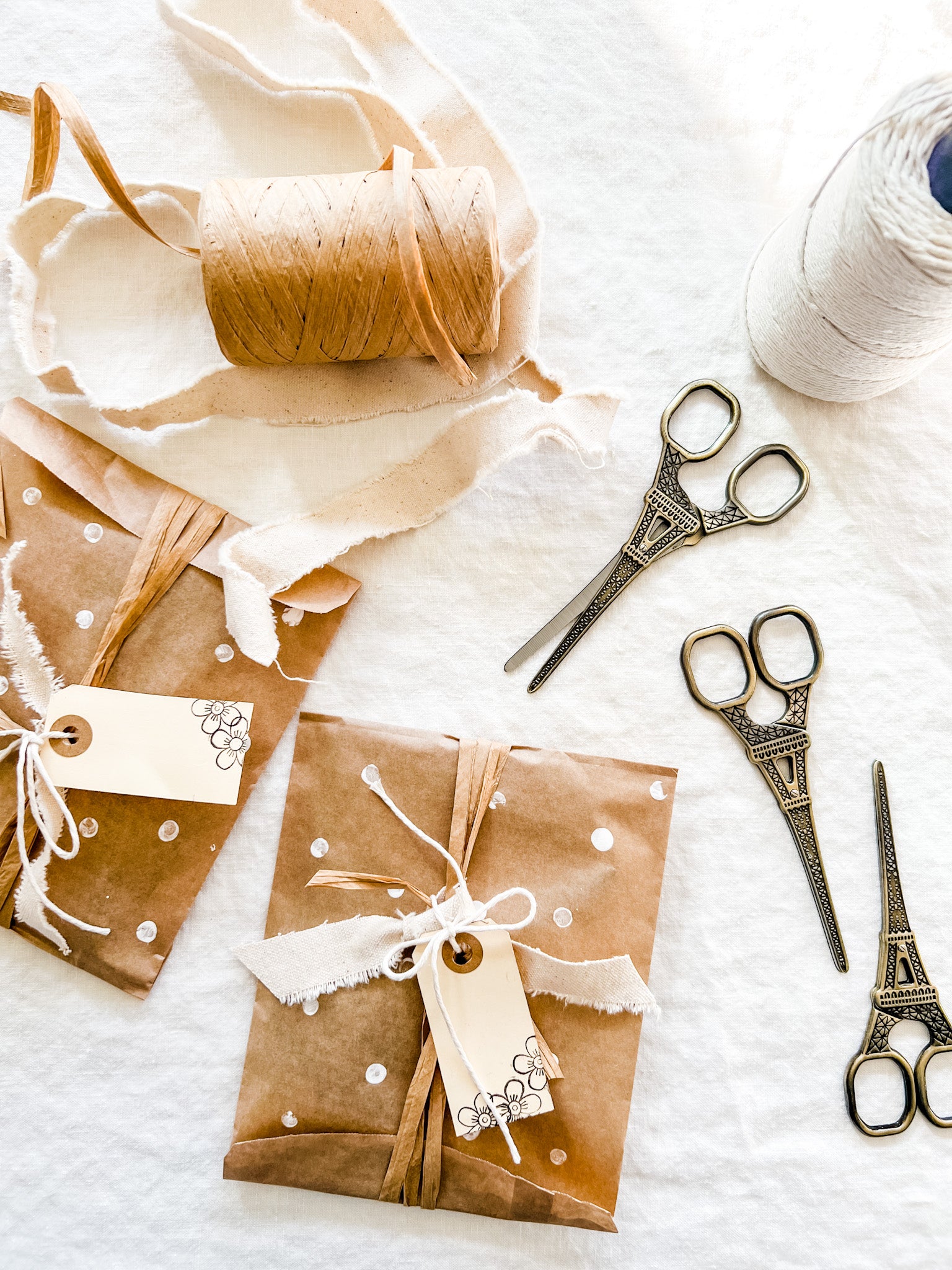 Eiffel Tower Scissors – Most Lovely Things
